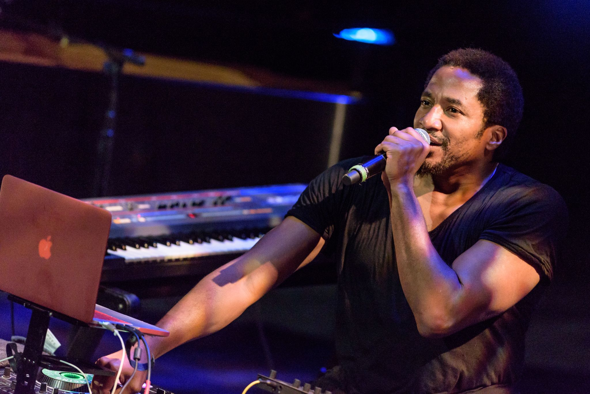 Rapper Q-Tip To Teach Music Course At NYU - Praise 106.1